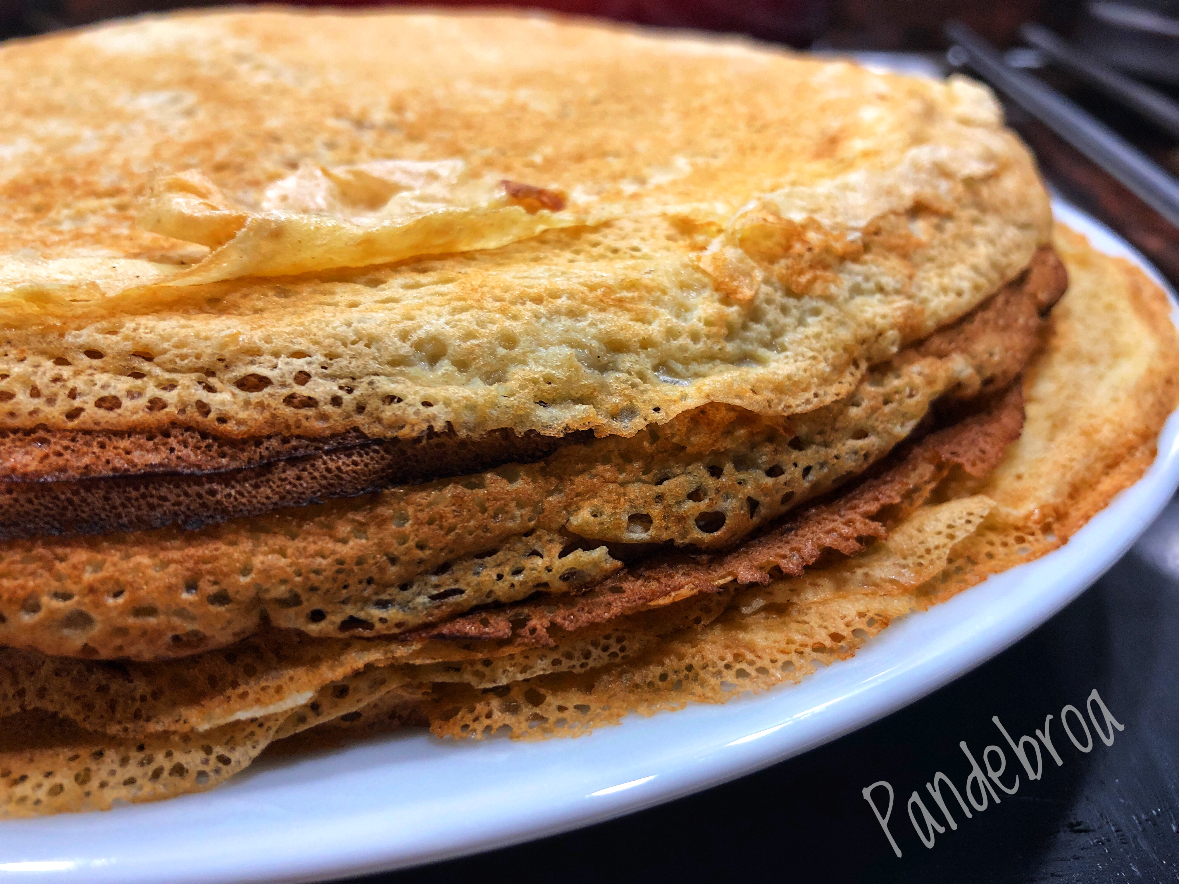 Filloas típicas del carnaval gallego. - Pandebroa