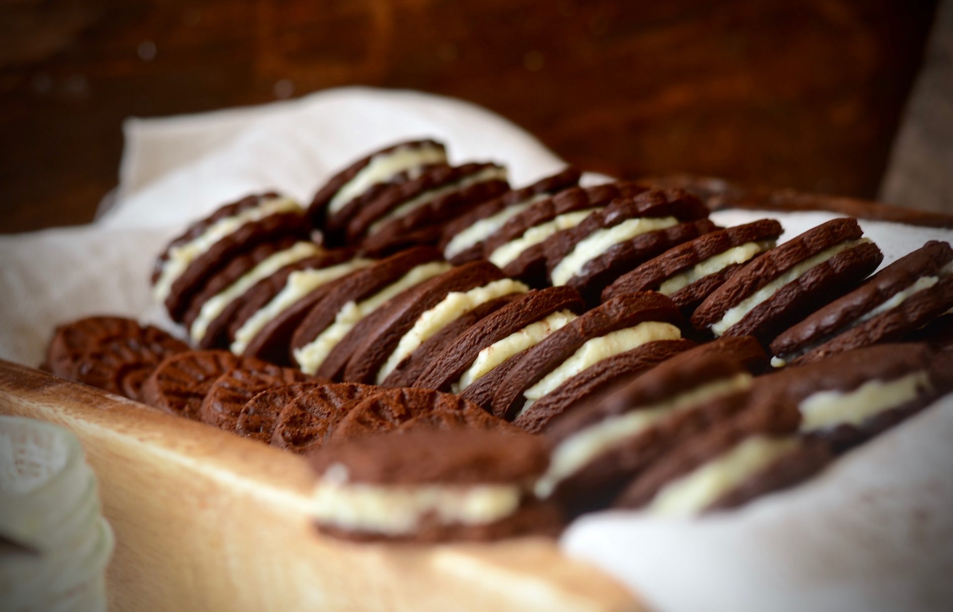 Como hacer galletas tipo Oreo, saludables y riquísimas. - Pandebroa