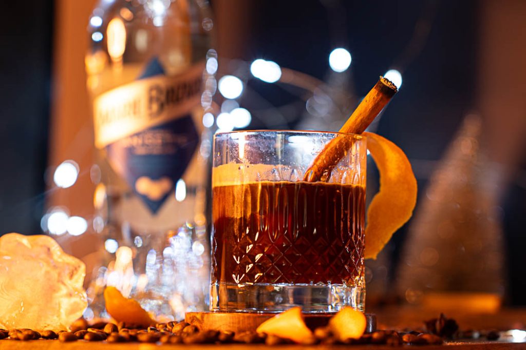 Carajillo frío con Anisette Marie Brizard - Pandebroa